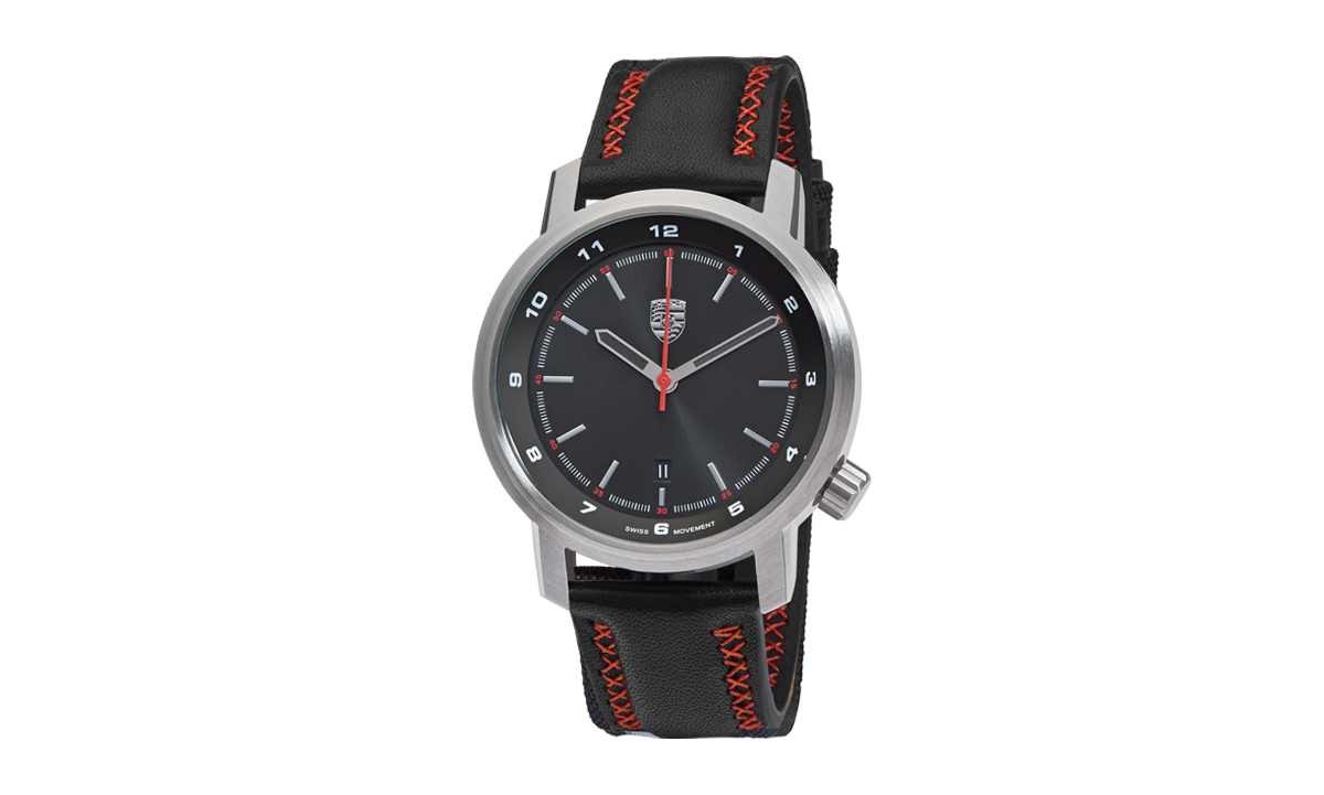 Porsche 911 Essential Watch Edition in Silver.: RACCAR Automotive