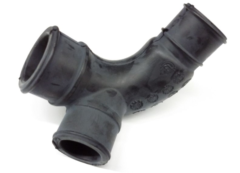 Audi Breather Hose Connector: RACCAR Automotive
