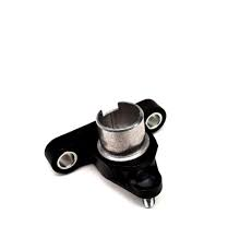 Volvo Genuine Crankshaft Position Sensor Bracket - 30637803: RACCAR ...