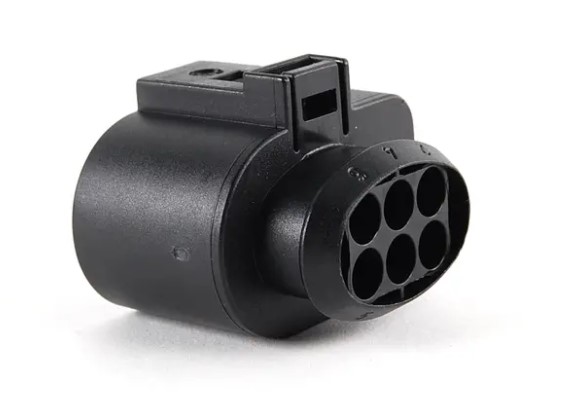 Audi Electrical Connector Housing (6-pin): RACCAR Automotive